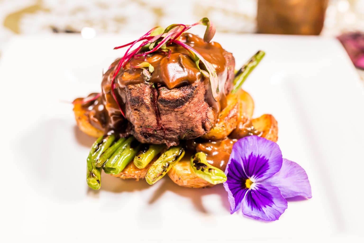 Food Garnishing Techniques and Plating Principles